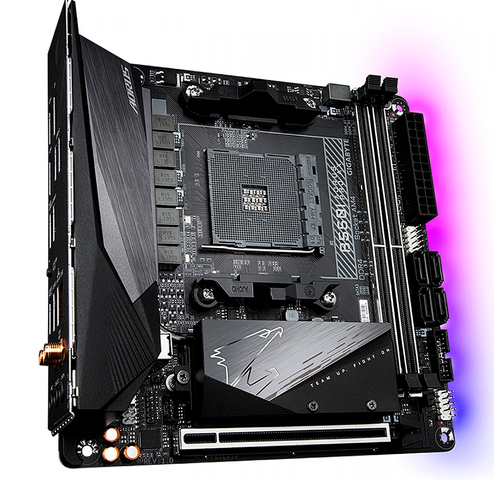 Placa Mãe Gigabyte para AMD AM4 B550I Aorus Pro Ax Wifi 2xDDR4 ITX rev 1.0